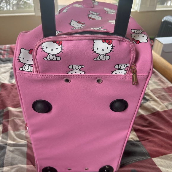 Hello Kitty | Bags | Rare Pink Hello Kitty Duffle With Wheels | Poshmark